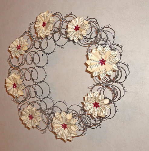 7 Ways to Reuse Old Bed Springs – Recycled Crafts