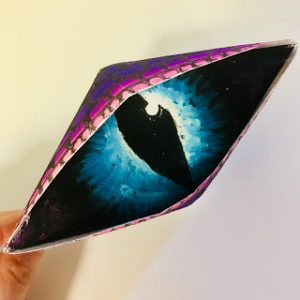 Origami eye makes an easy Halloween craft – Recycled Crafts