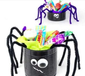 How to make adorable recycled tin can Halloween spiders – Recycled Crafts